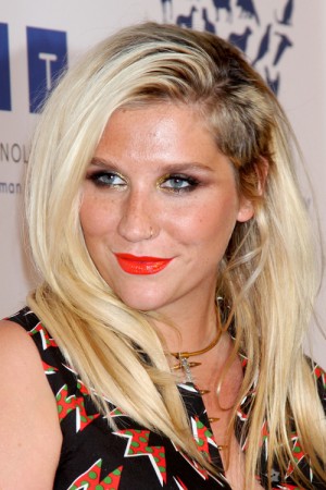 Kesha Straight Platinum Blonde Sidecut Hairstyle | Steal Her Style