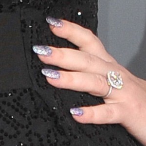 Adele Mauve Nails | Steal Her Style