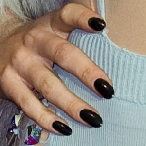 Jessie J Clear French Manicure Nails | Steal Her Style