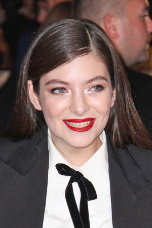 Lorde's Hairstyles & Hair Colors | Steal Her Style | Page 2