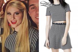 » Meghan Trainor: ‘Lips Are Movin’ Outfits