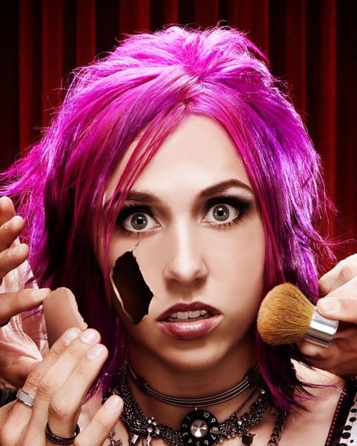 Ariel Bloomer's Instagram, Twitter & Facebook on IDCrawl