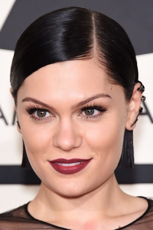 Jessie J Straight Black Bob, Slicked Back Hairstyle | Steal Her Style