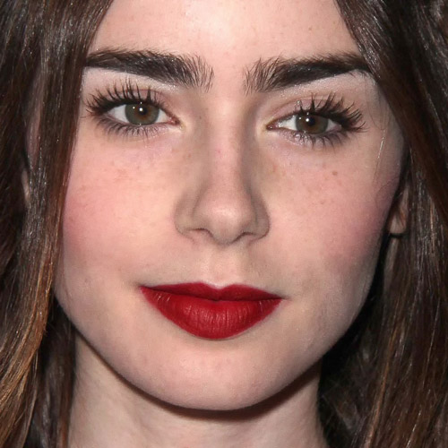 Lily Collins Makeup: Silver Eyeshadow, Taupe Eyeshadow & Burgundy ...
