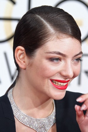 Lorde's Hairstyles & Hair Colors | Steal Her Style | Page 2