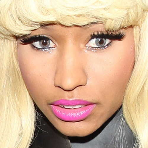Nicki Minaj Makeup: Black Eyeshadow, Brown Eyeshadow & Bubblegum Pink ...