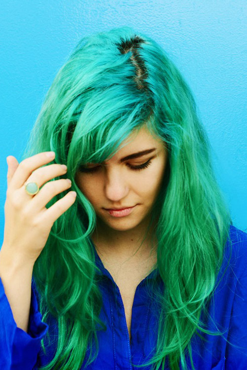 Phoebe Ryan Straight Green Messy, Sideswept Bangs, Uneven Color ...