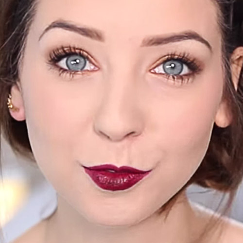 Zoella's Makeup Photos & Products | Steal Her Style