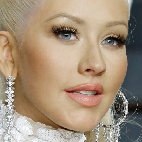 Christina Aguilera Makeup: Black Eyeshadow, Brown Eyeshadow, Orange ...