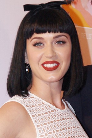 Katy Perry Straight Black Bob, Choppy Bangs Hairstyle | Steal Her Style