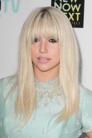 Kesha's Hairstyles & Hair Colors | Steal Her Style | Page 5