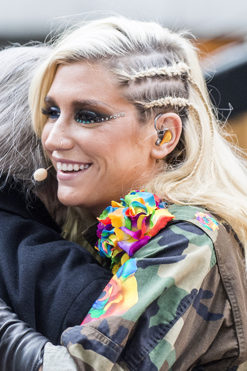 Kesha Straight Platinum Blonde Cornrows Hairstyle | Steal Her Style