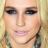Kesha Makeup: Brown Eyeshadow & Clear Lip Gloss | Steal Her Style
