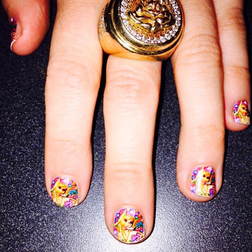 Miley Cyrus White Nails | Steal Her Style