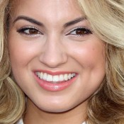 Carrington Durham Makeup: Black Eyeshadow, Gray Eyeshadow & Blue ...