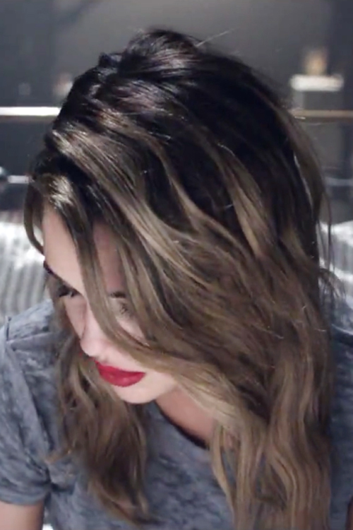 Bea Miller Wavy Dark Brown All-Over Highlights Hairstyle | Steal Her Style