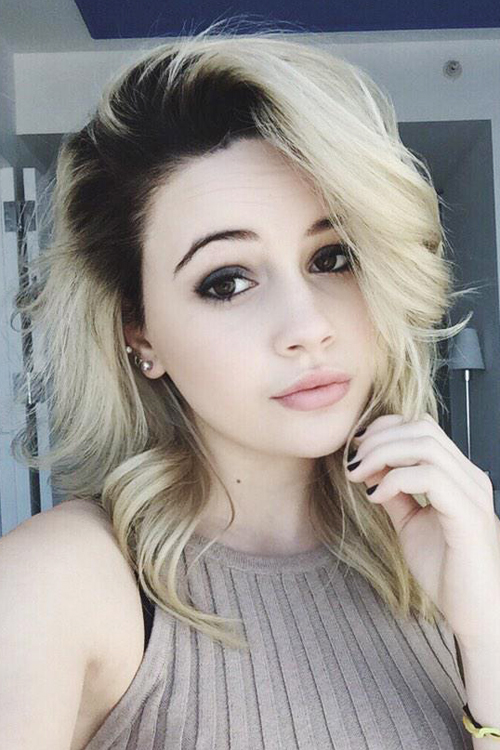 Bea Miller Wavy Ash Blonde, Dark Brown Dark Roots Hairstyle | Steal Her ...