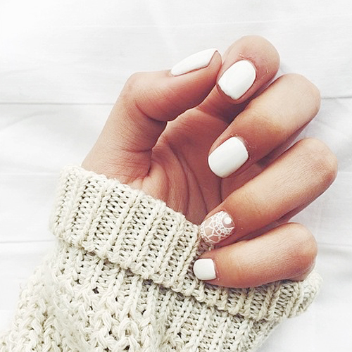 Ciara Nude Cross, Jewels, Nail Art Nails | Steal Her Style