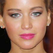 Jennifer Lawrence Makeup: Brown Eyeshadow & Peach Lipstick | Steal Her ...