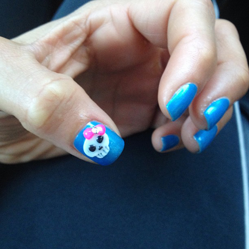 Carla Harvey Blue Bows, Skulls Nails | Steal Her Style