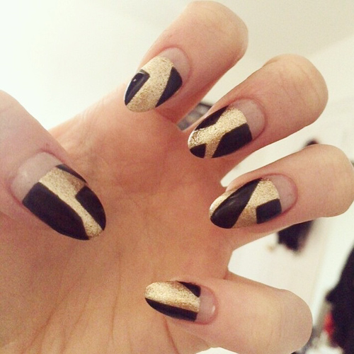 Zendaya Light Pink Diagonal Tips, Dots Nails | Steal Her Style