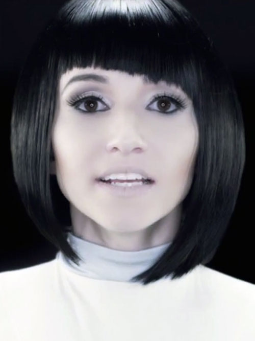 14 » Styles » Asymmetric Bangs