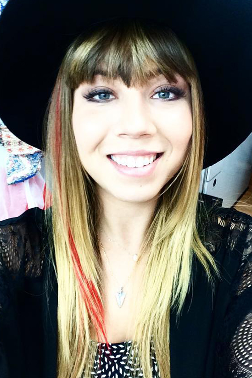 Jennette McCurdy Straight Medium Brown All-Over Highlights, Angled ...