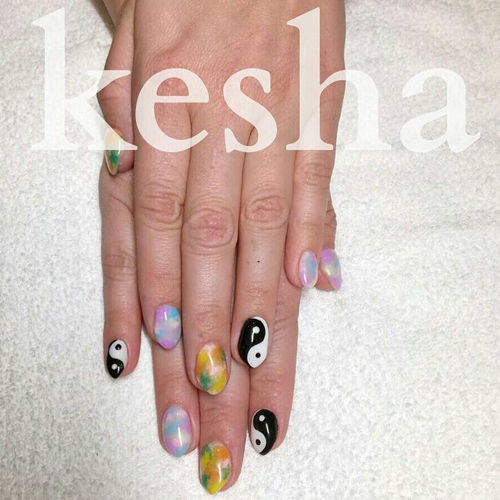 Instagram / @yuki_nails