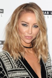 Lauren Pope's Hairstyles & Hair Colors | Steal Her Style