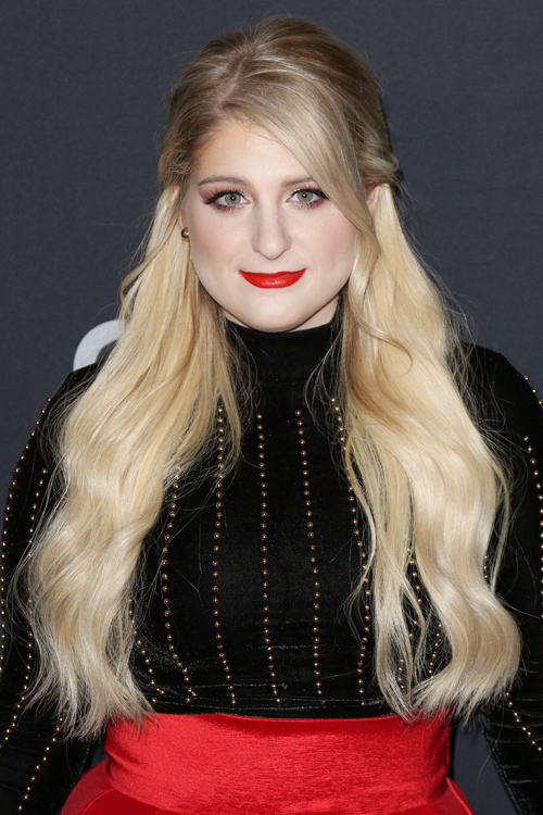 Meghan Trainor Wavy Platinum Blonde Dark Roots, Loose Waves, Pinned ...