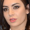 Charli XCX Makeup: Beige Eyeshadow, Black Eyeshadow, Gold Eyeshadow ...