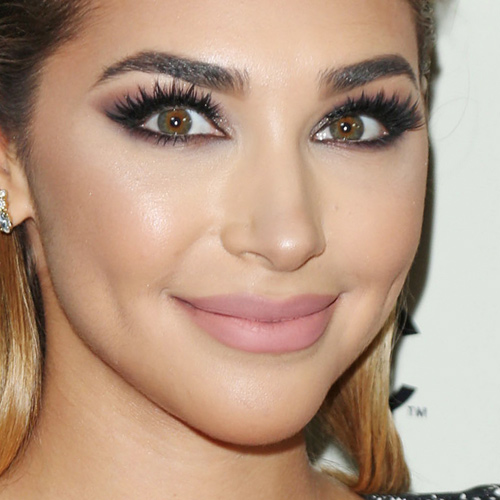 Emma Stone Makeup: Pink Eyeshadow & Pink Lipstick | Steal Her Style