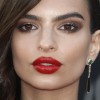 Emily Ratajkowski Makeup: Beige Eyeshadow, Black Eyeshadow & Clear Lip ...