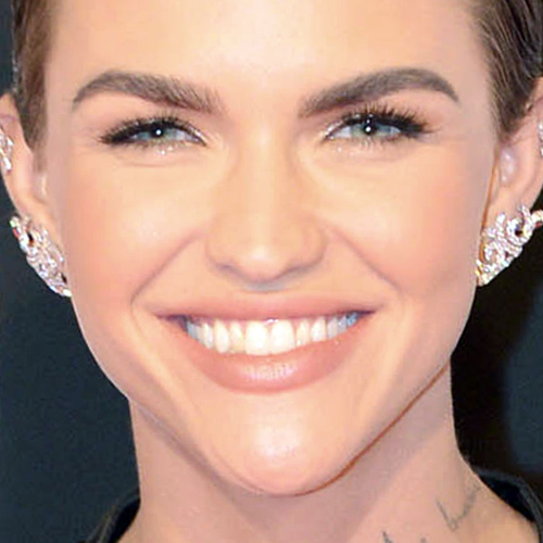 Kalani Hilliker's Makeup Photos & Products | Steal Her Style