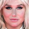 Kesha Makeup: & Clear Lip Gloss | Steal Her Style