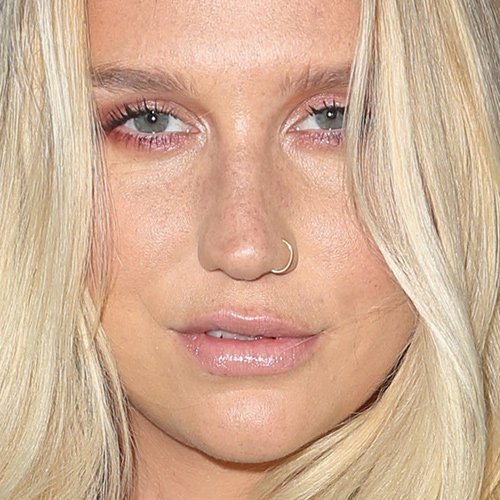 Kesha's Makeup Photos & Products | Steal Her Style | Page 2