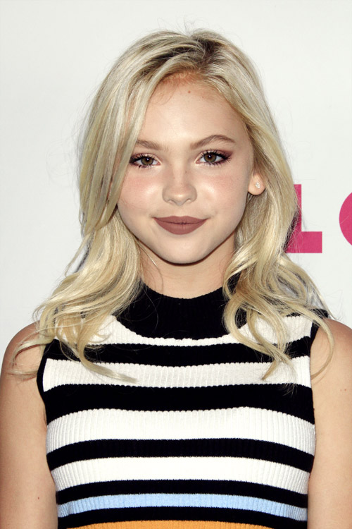 Jordyn Jones Hairstyles & Hair Colors | Steal Her Style