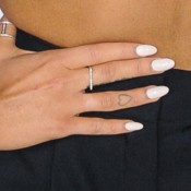 Ariana Grande Light Pink Nails | Steal Her Style