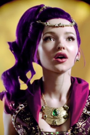 Dove Cameron's Hairstyles & Hair Colors | Steal Her Style