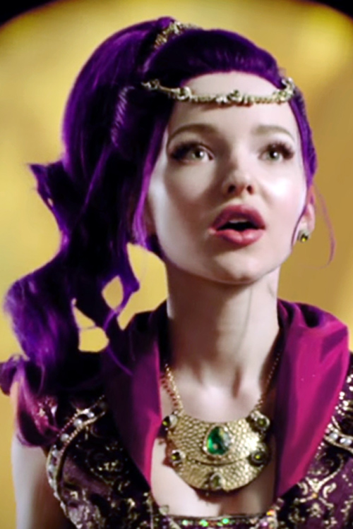 Dove Cameron's Hairstyles & Hair Colors | Steal Her Style