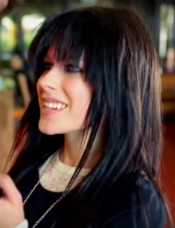 Avril Lavigne's Hairstyles & Hair Colors | Steal Her Style