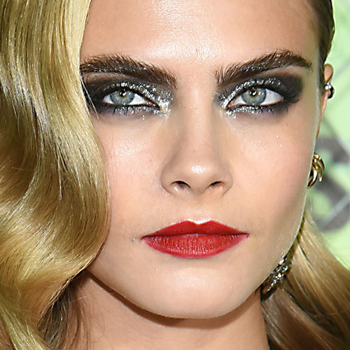 Cara Delevingne Makeup Charcoal Eyeshadow And Nude Lipstick Steal Her 3760