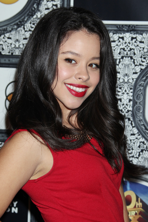 Cierra Ramirez Wavy Dark Brown Barrel Curls Hairstyle | Steal Her Style