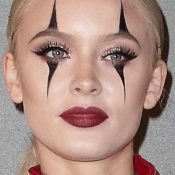 Zara Larsson Makeup: Beige Eyeshadow, Black Eyeshadow, Gold Eyeshadow ...
