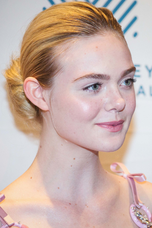 Elle Fanning Straight Light Brown Bun, Dark Roots, Updo Hairstyle ...