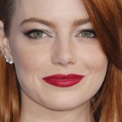 Emma Stone Makeup: Pink Eyeshadow & Pink Lipstick | Steal Her Style