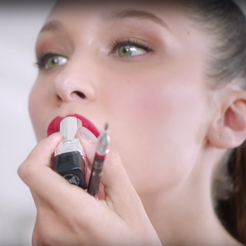 Bella Hadid Lipstick Photo | Steal Her Style
