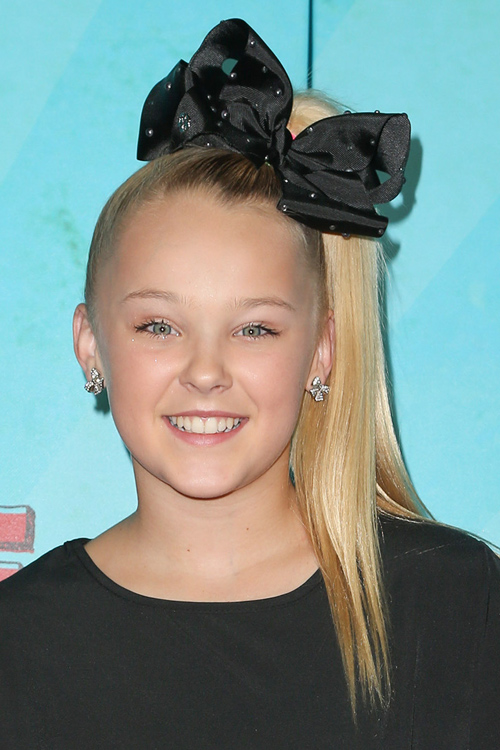 JoJo Siwa's Hairstyles & Hair Colors | Steal Her Style | Page 2