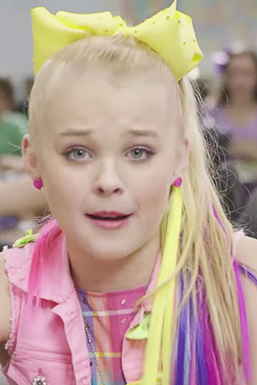 JoJo Siwa's Hairstyles & Hair Colors | Steal Her Style | Page 2