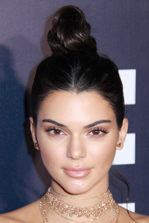 Kendall Jenner's Hairstyles & Hair Colors | Steal Her Style | Page 3